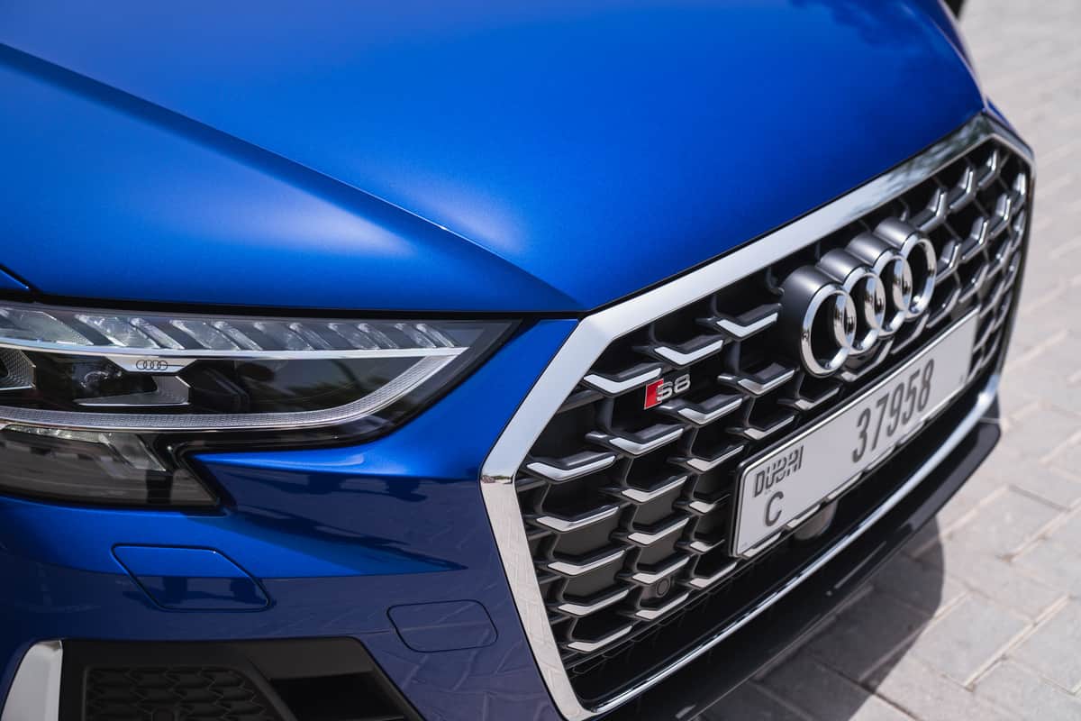 StriveME - صور تجربة قيادة أودي A8 واس 8