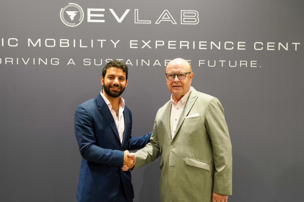 StriveME - مركز خبرة السيارات الكهربائية الأول من نوعه في المنطقة في ...