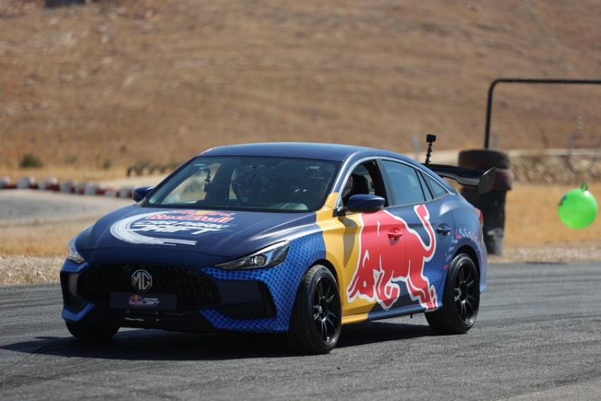 StriveME - أم جي GT المتمردّة تشارك في سباق ريد بل كار بارك درِفت للسنة الثانية على التوالي