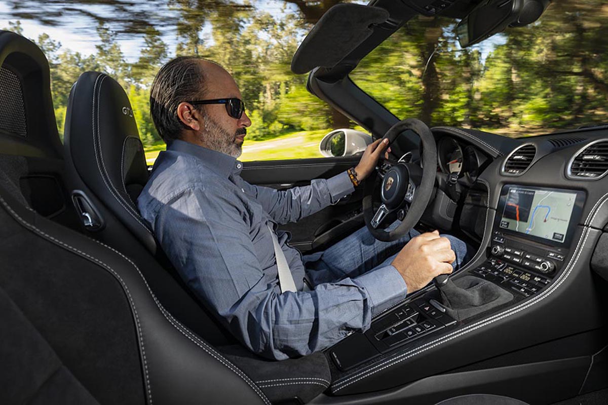 StriveME - بعد سرعة الحلبات، اختبرنا اسطول بورشه GTS على الطرقات العامة