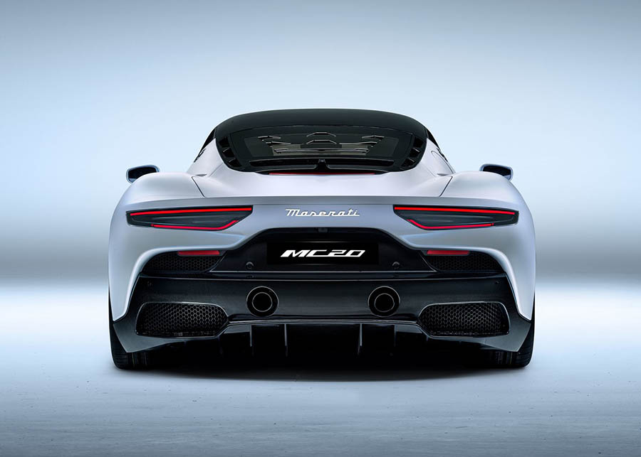 StriveME - صور مازيراتي MC20 2021