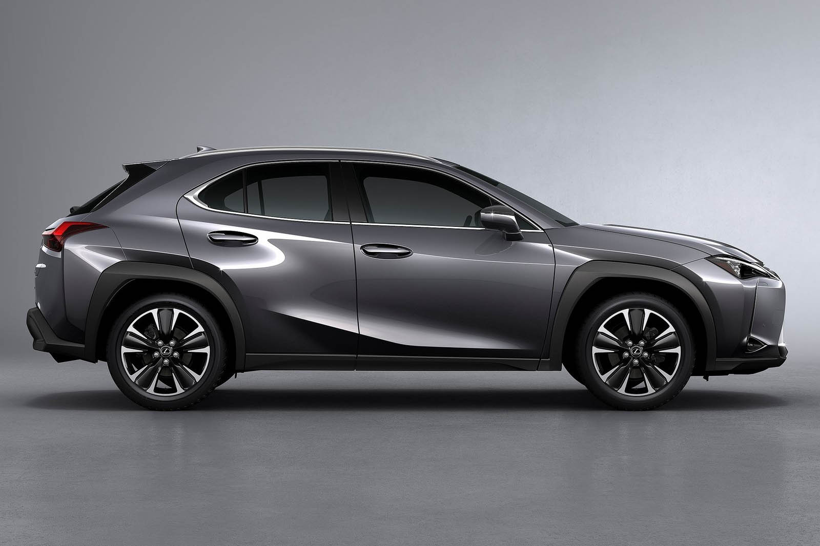 StriveME - لكزس UX 2019