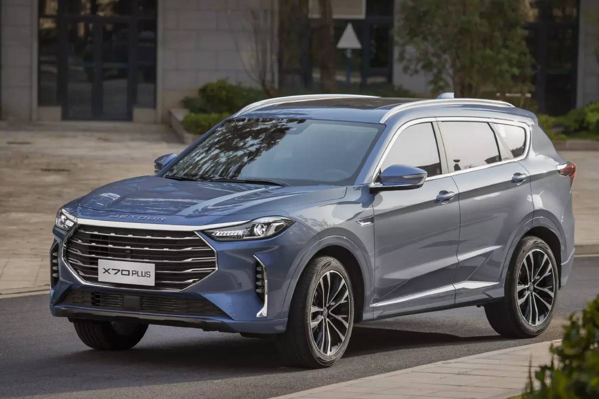 StriveME - هكذا جاءت ابرز الفروقات بين جيتور اكس 70 بلس وشيري تيجو 8 برو ماكس 2024