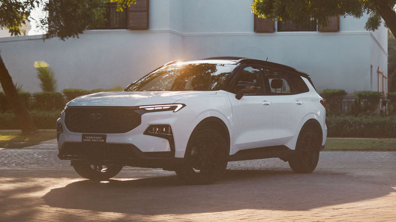 StriveME - فئات واسعار فورد تيريتوري 2024 في السعودية